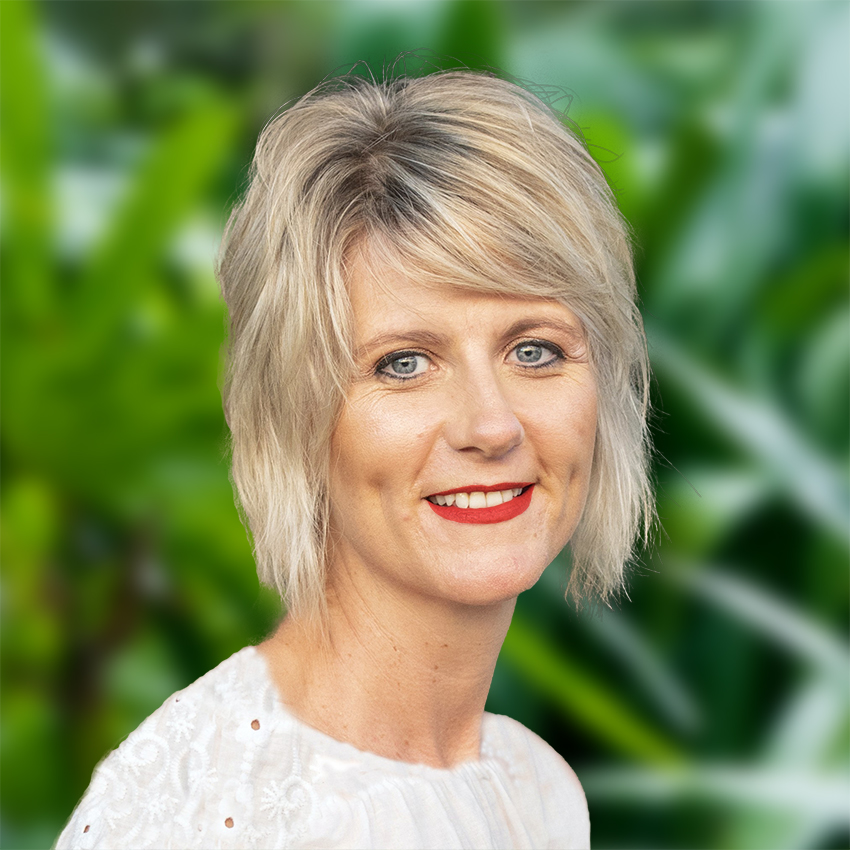 Krysti MacRae, Managing Director / Property Manager/Licensee | Elders ...